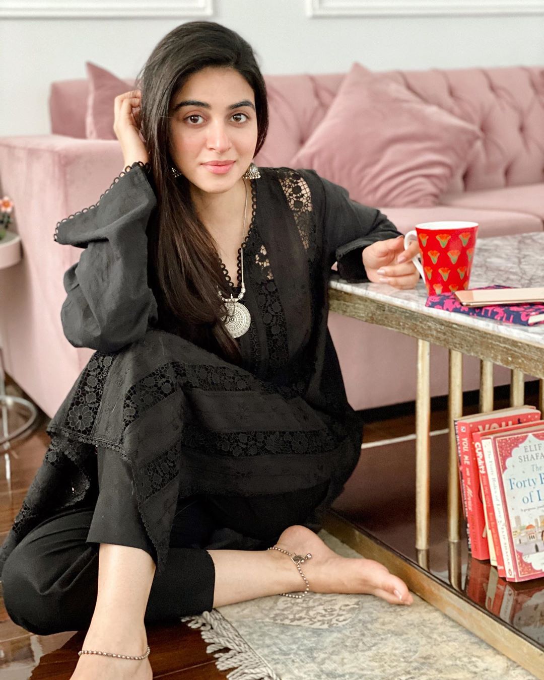 25 Latest Sizzling Photos Of Anmol Baloch | Reviewit.pk