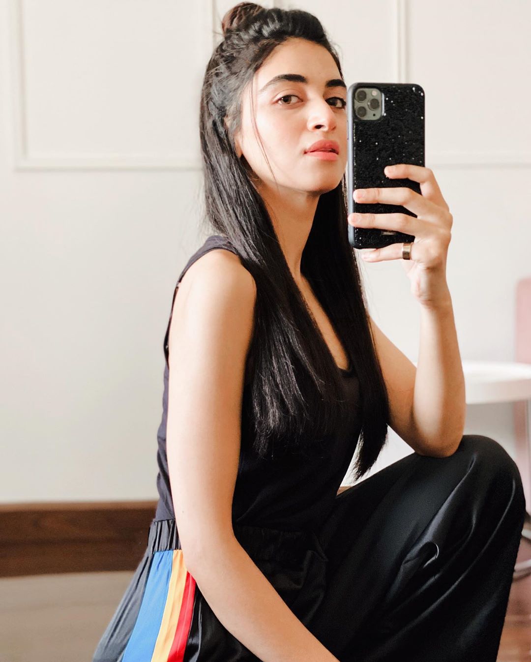 25 Latest Sizzling Photos Of Anmol Baloch | Reviewit.pk