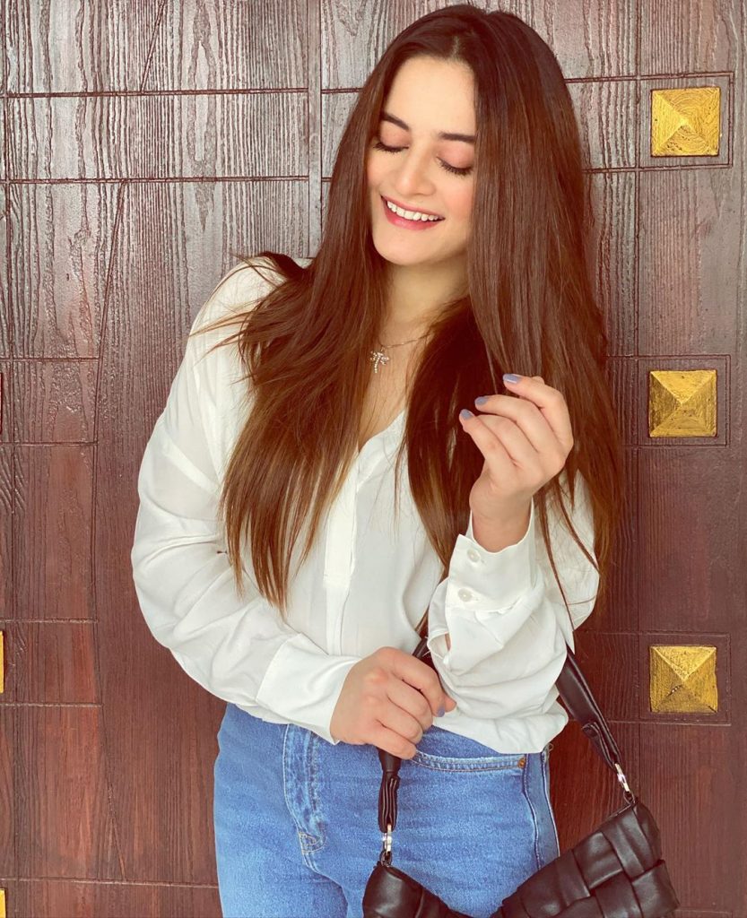 Beautiful Clicks of Gorgeous Aiman Khan from her Instagram | Reviewit.pk