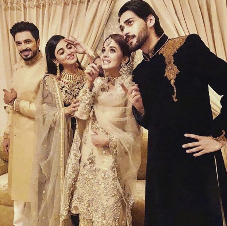 Anmol Baloch Latest Clicks From The Set Of Qurbatain | Reviewit.pk