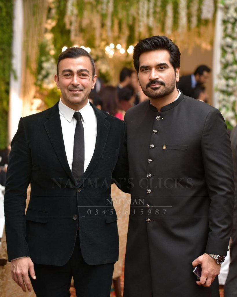 Humayun Saeed Clicks with Wife From His Brother Wedding | Reviewit.pk