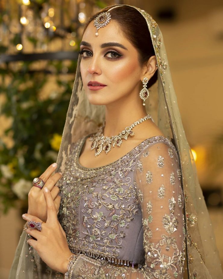 Actress Maya Ali is Looking Gorgeous in her Latest Pictures | Reviewit.pk