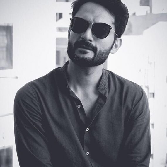 Osama Tahir Talks About Pressure On Male Actors To Look Good | Reviewit.pk