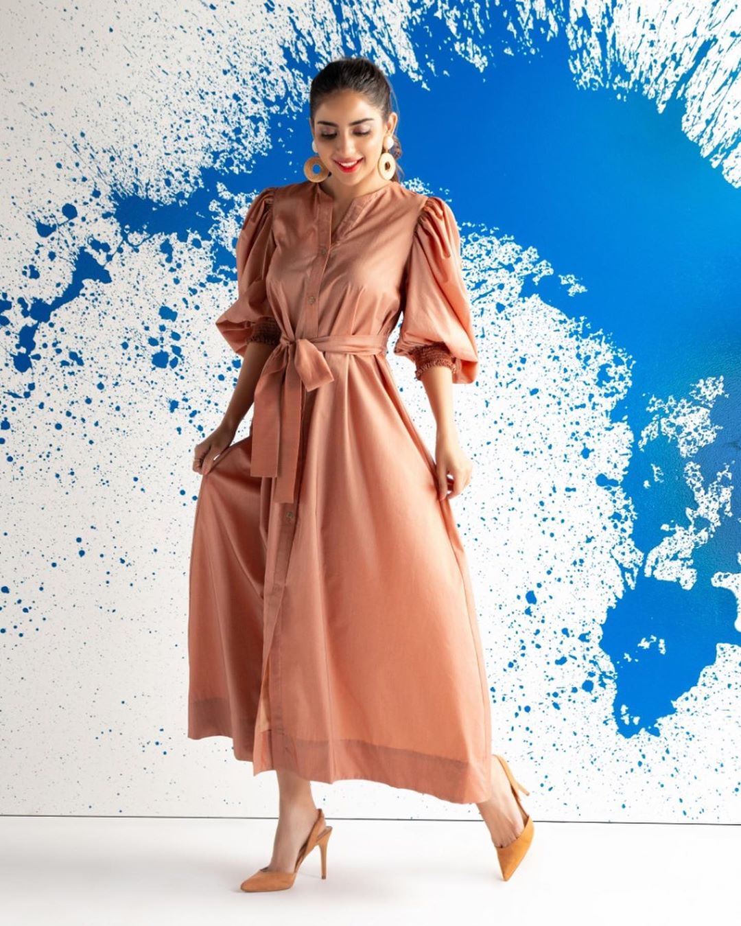 Saboor Aly Collaborated With Lulusar For Latest Versatile Outfits ...