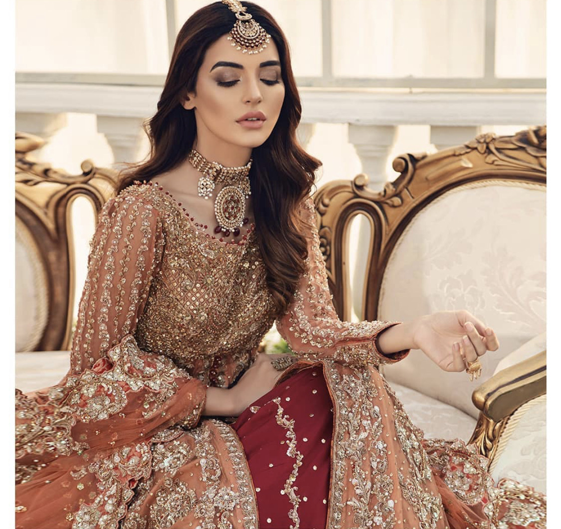 Latest Clicks Of Sadia Khan From Bridal Photoshoot | Reviewit.pk