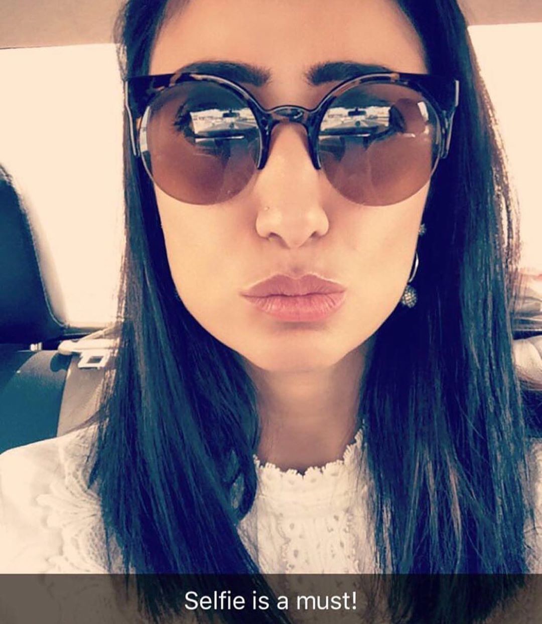 Unseen Pictures of Anoushey Ashraf while her Travels Across the Globe ...