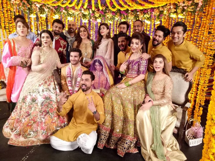 Pakistani Celebrities Who Had Arranged Marriages | Reviewit.pk