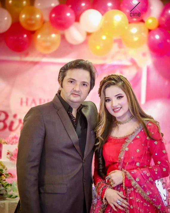 Actor Kashif Khan Daughter Rabeeca Khan Birthday Pictures | Reviewit.pk