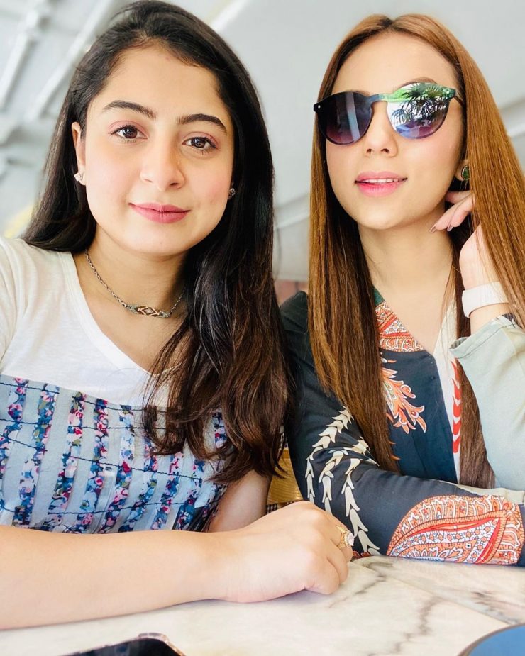 Maryam Noor And Rahma Khan Shares A Strong Friendship Bond | Reviewit.pk