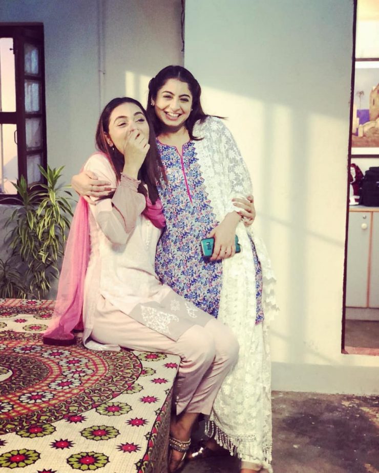 Maryam Noor And Rahma Khan Shares A Strong Friendship Bond | Reviewit.pk