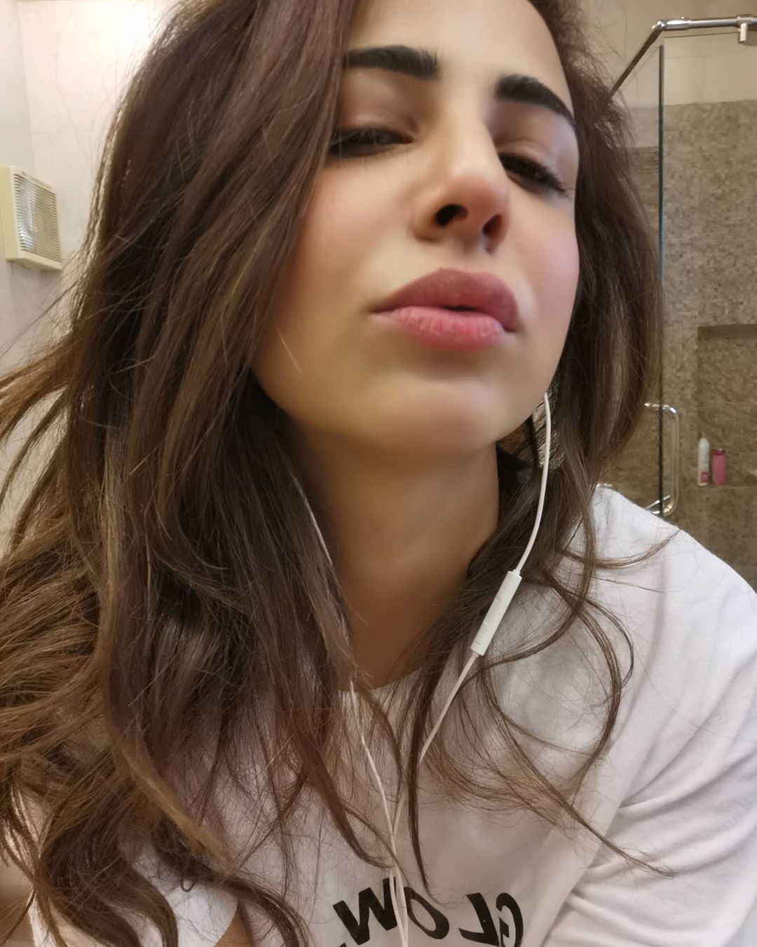 Trendiest Pictures of Usha Shah You Must have a LOOK At | Reviewit.pk