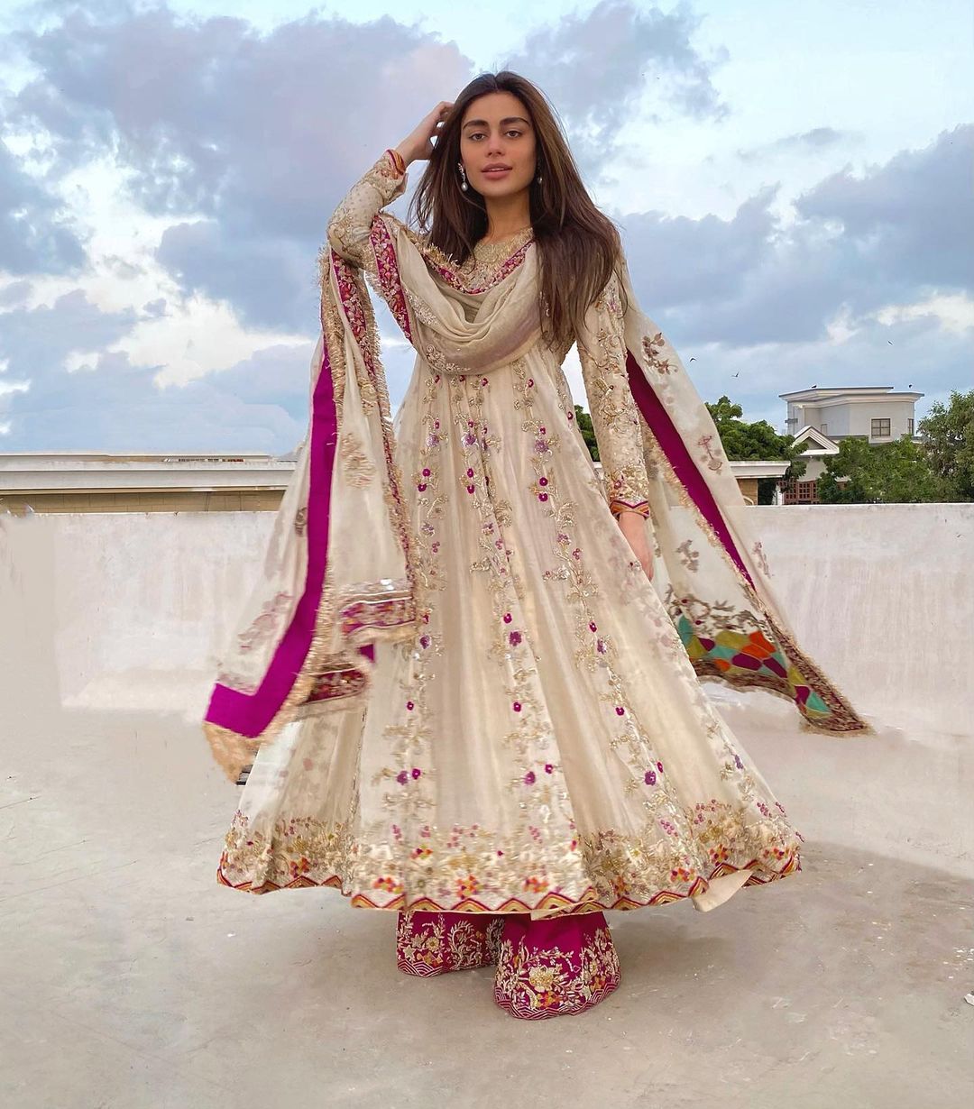 10 Most Popular Pakistani Models of 2020 | Reviewit.pk