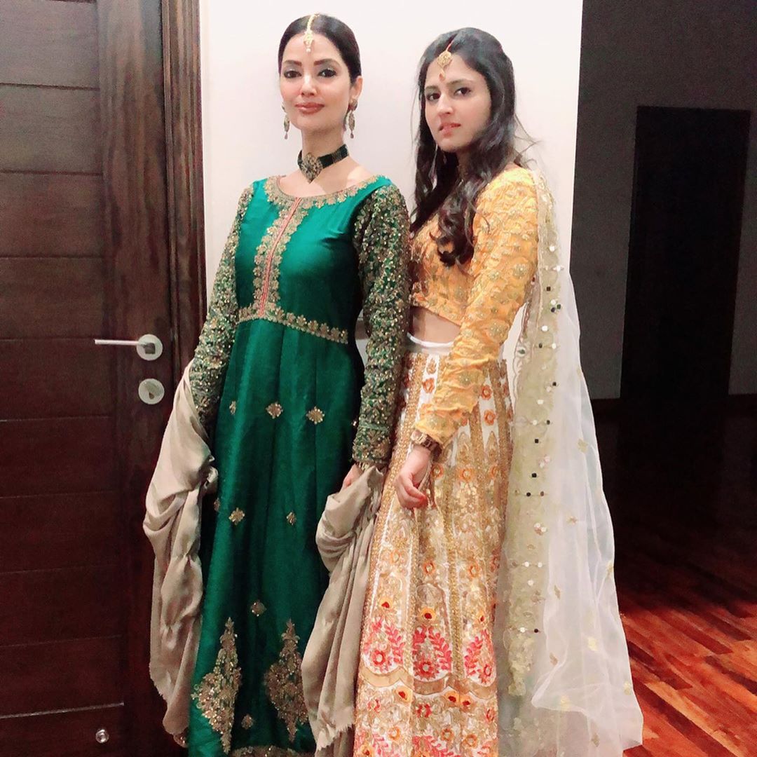 Unseen and Latest Pictures Of Natasha Hussain With Her Beautiful ...