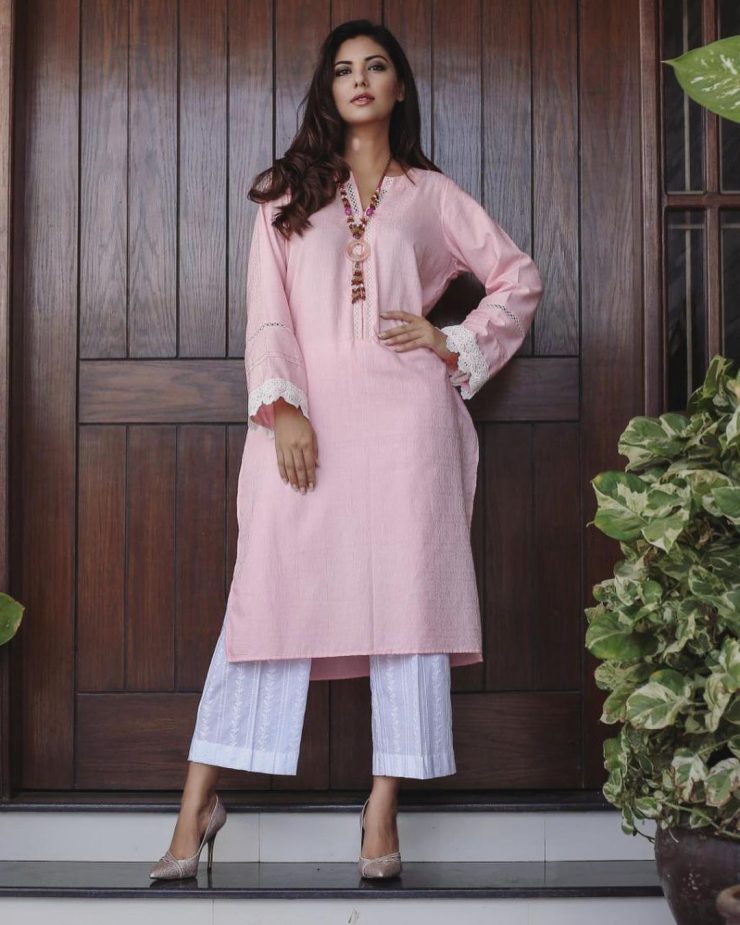 10 Most Popular Pakistani Models of 2020 | Reviewit.pk