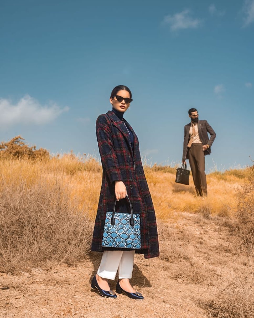 30 Latest Pictures Of Minal Khan In Western Wear | Reviewit.pk