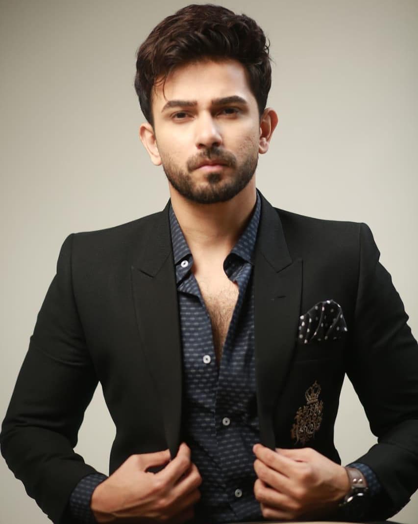 Ali Ansari's Journey From RJ To An Actor | Reviewit.pk