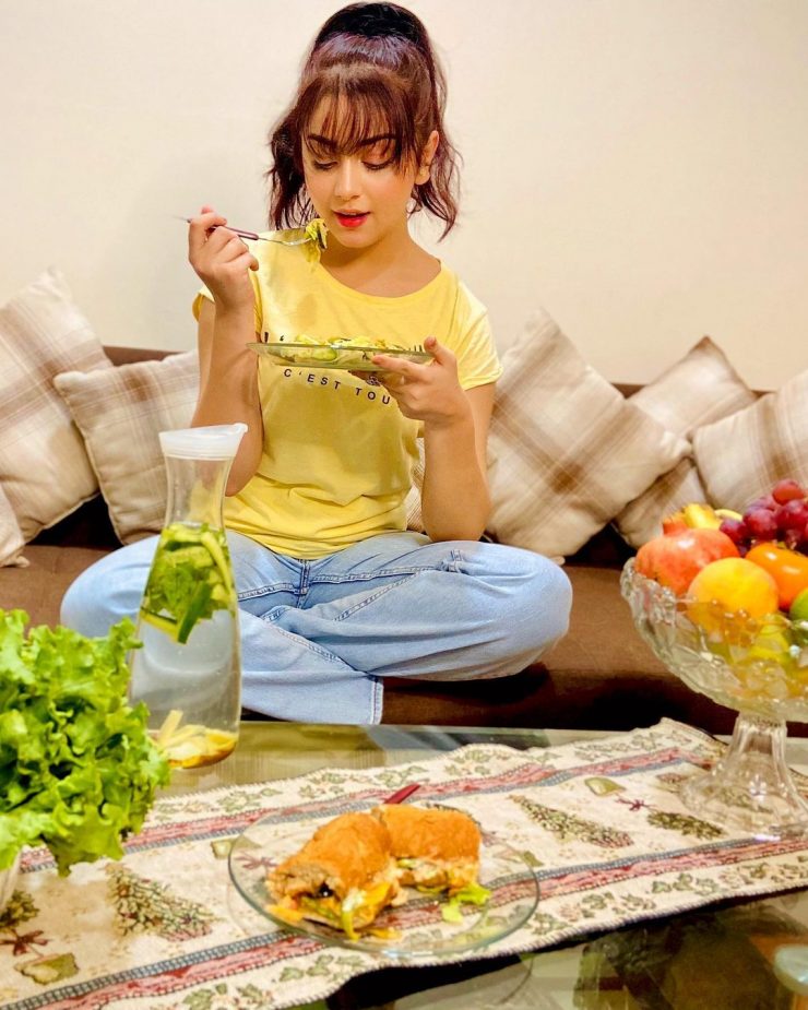 Alizeh Shah Latest Beautiful Clicks from her Instagram | Reviewit.pk