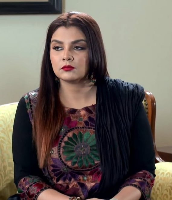 Beautiful Dresses of Faiza Hassan From Drama Serial Nand | Reviewit.pk