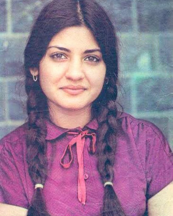 Memorable Last Interview Of Singer Nazia Hassan | Reviewit.pk