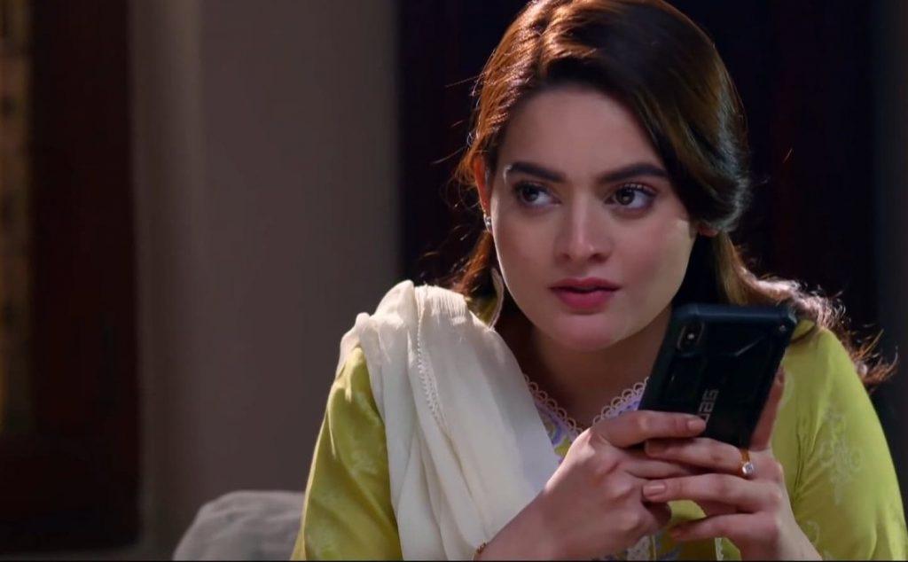 Pakistani Actors Who Owned Their Characters This Season | Reviewit.pk