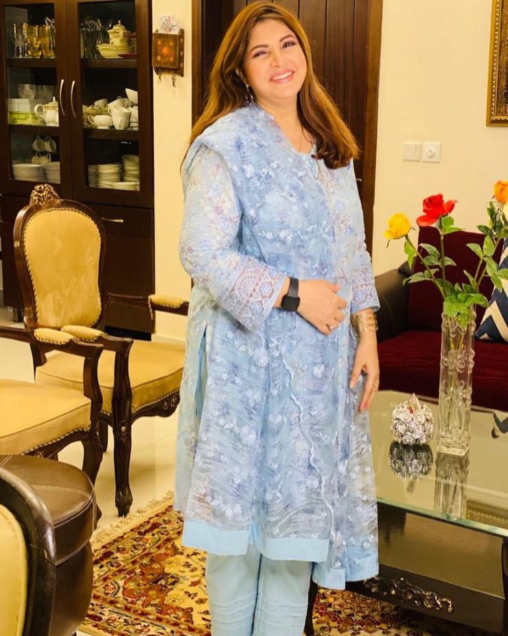 Actress Shagufta Ijaz With Her Daughters Latest Pictures Reviewit Pk