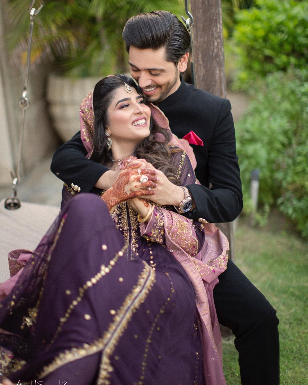 Beautiful Pictures Of Ahmed Godil And His Wife | Reviewit.pk