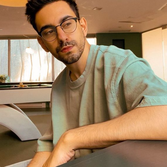 Bilal Khan's New Song, Teaser Is Out Now | Reviewit.pk