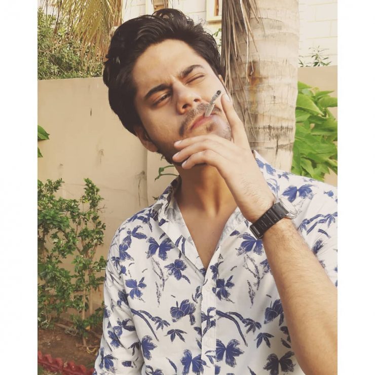 Cool Pictures of Haris Waheed - Latest | Reviewit.pk