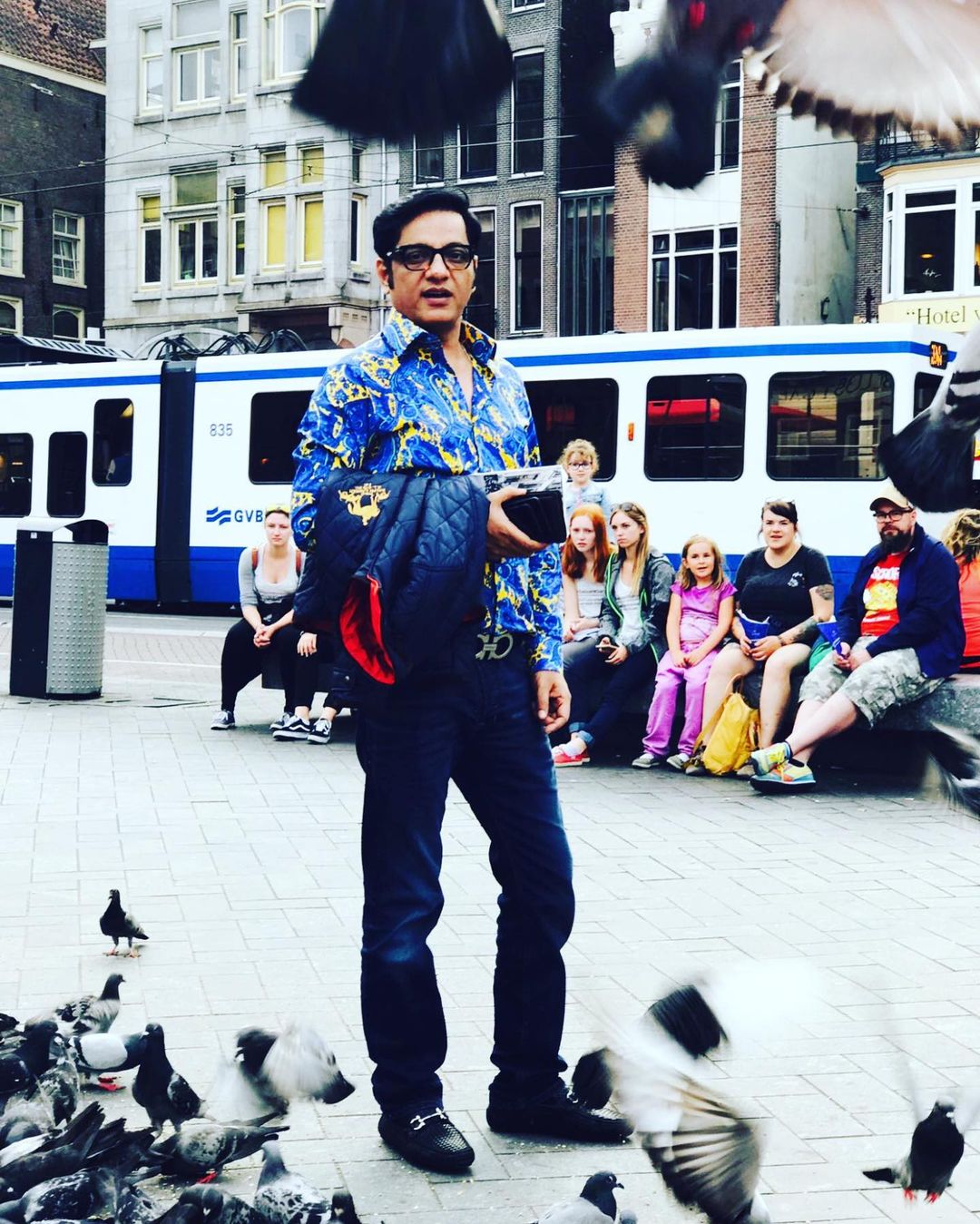 And That’s How Nabeel’s Wardrobe is Different than the Others | Reviewit.pk