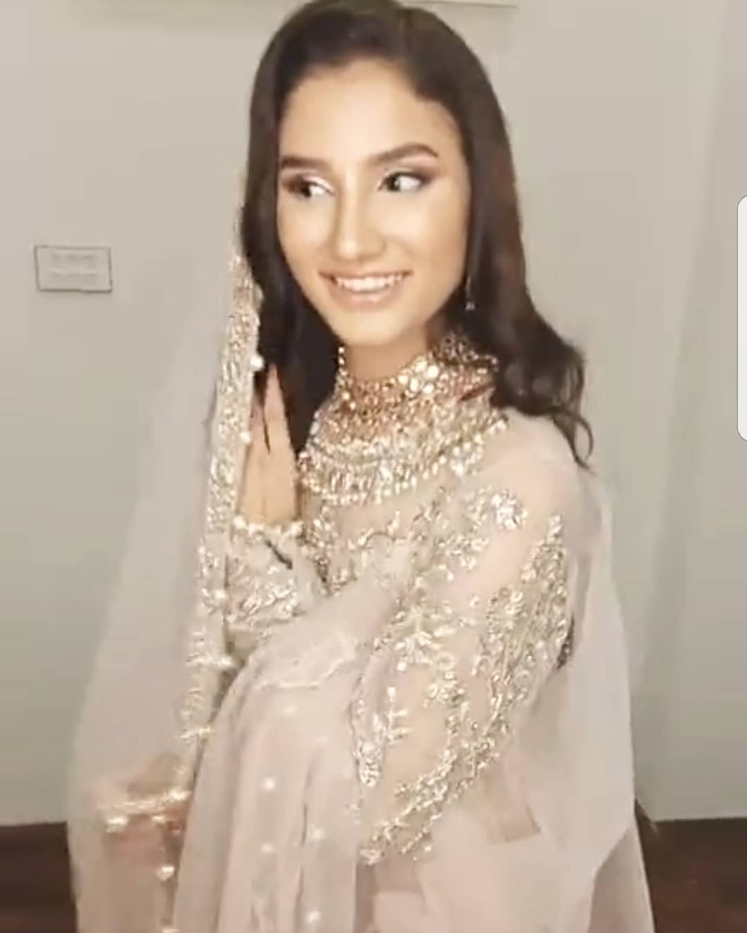 Nimra Ali Transformed Into A Ravishing Young Bride | Reviewit.pk