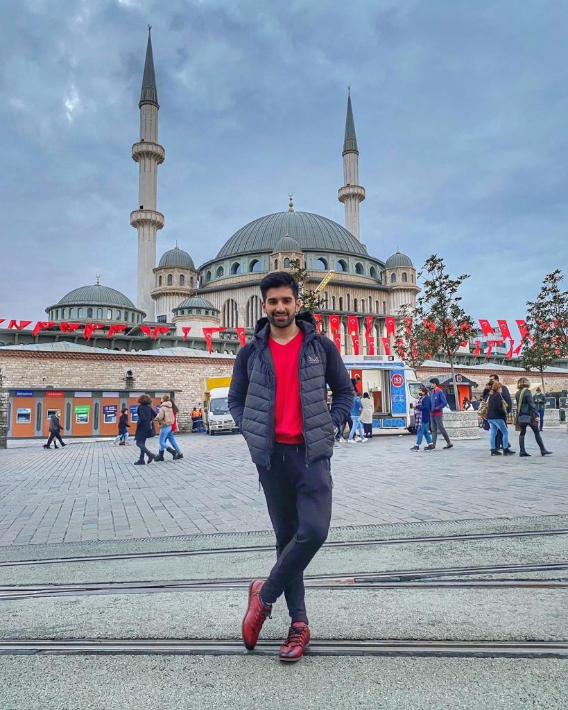 Aiman Khan and Muneeb Butt Enjoying Holidays in Turkey - Day 1 ...