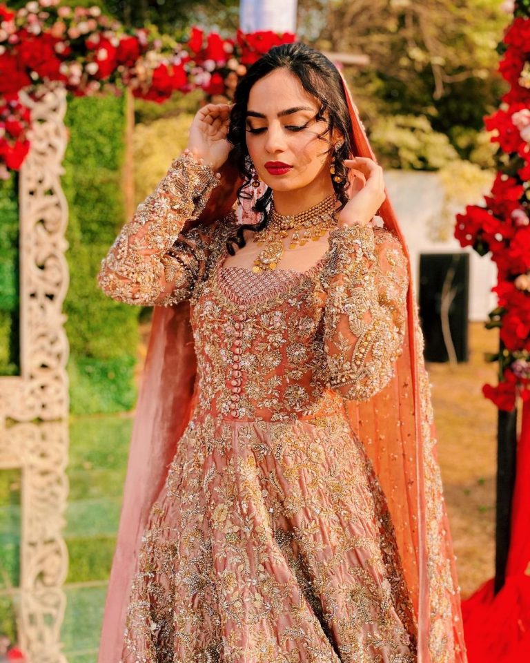 Churails Cast In Real Life | Reviewit.pk