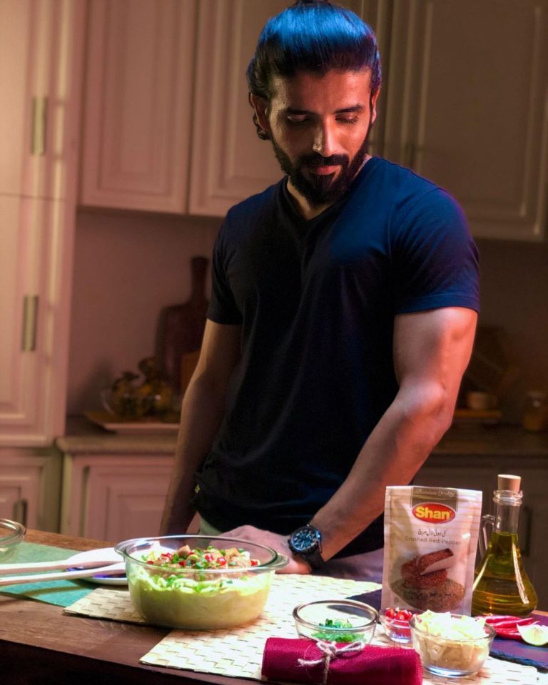 Churails Cast In Real Life | Reviewit.pk