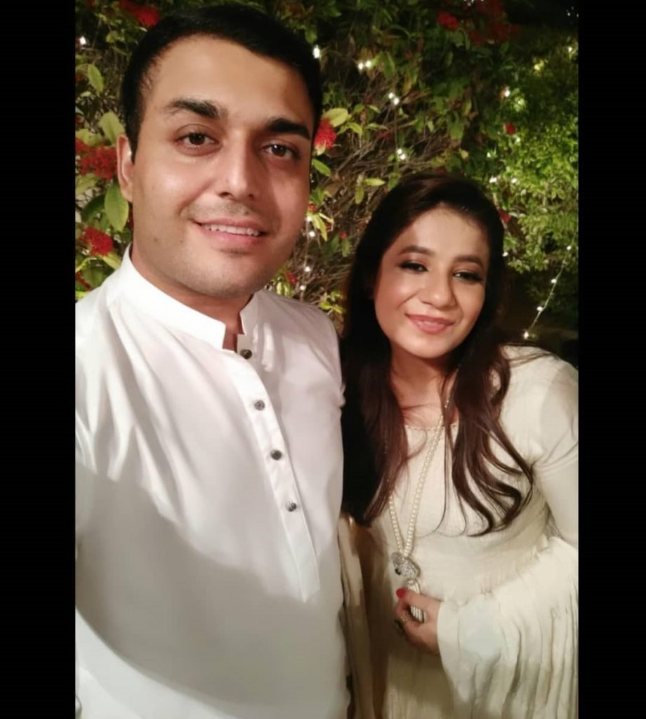 Actor Fahad Mustafa with his Family at a Recent Wedding Event | Reviewit.pk