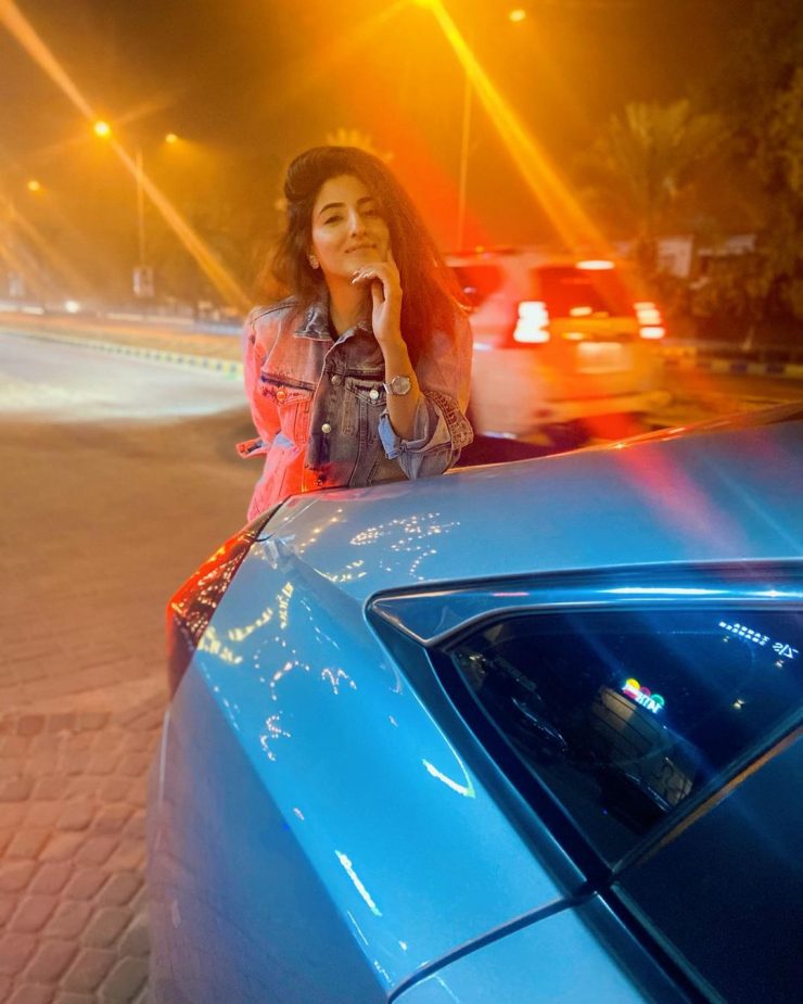 Actress Fatima Sohail Latest Beautiful Clicks with her Son | Reviewit.pk