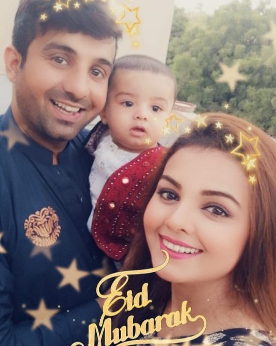 Actress Isha Noor Son First Birthday Pictures | Reviewit.pk