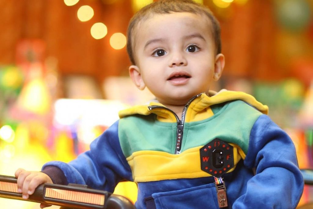 Actress Isha Noor Son First Birthday Pictures | Reviewit.pk