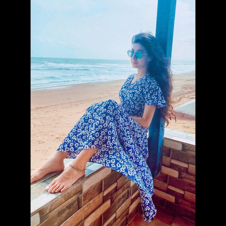 Maryam Nafees Latest Beautiful Pictures | Reviewit.pk