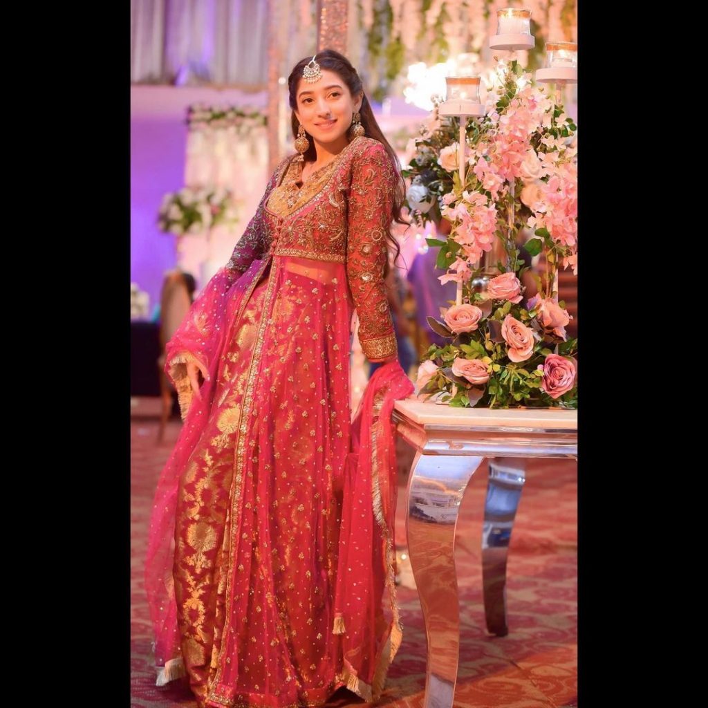Maryam Nafees Latest Beautiful Pictures | Reviewit.pk