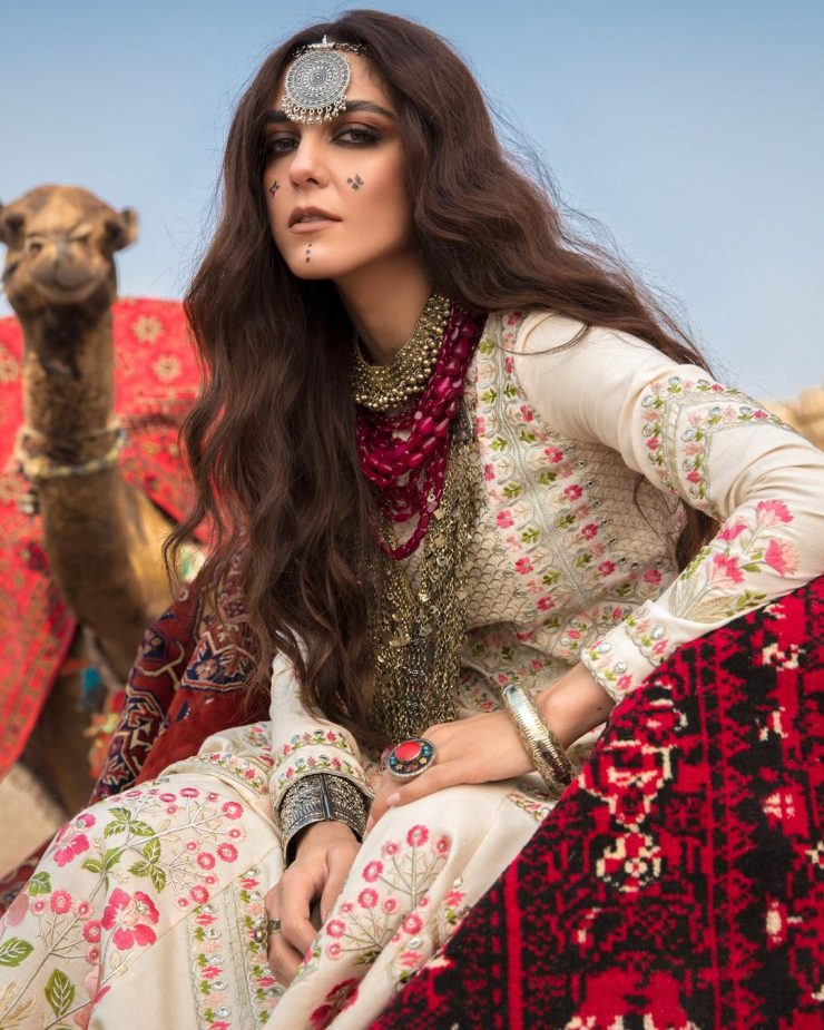 Crimson Winter Collection 2020 by Saira Shakira Featuring Maya Ali ...