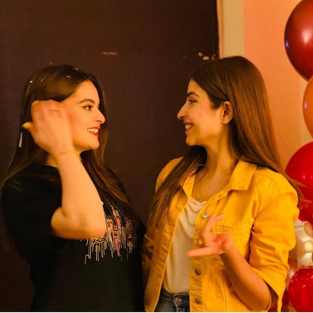 Minal Khan Birthday Pictures with Family and Friends | Reviewit.pk