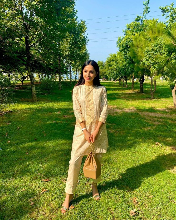 Nalaiq Drama Cast In Real Life | Reviewit.pk