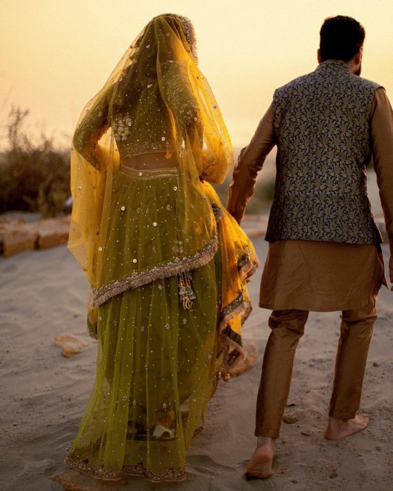 Rabab Hashim Mehndi Photo Shoot | Reviewit.pk