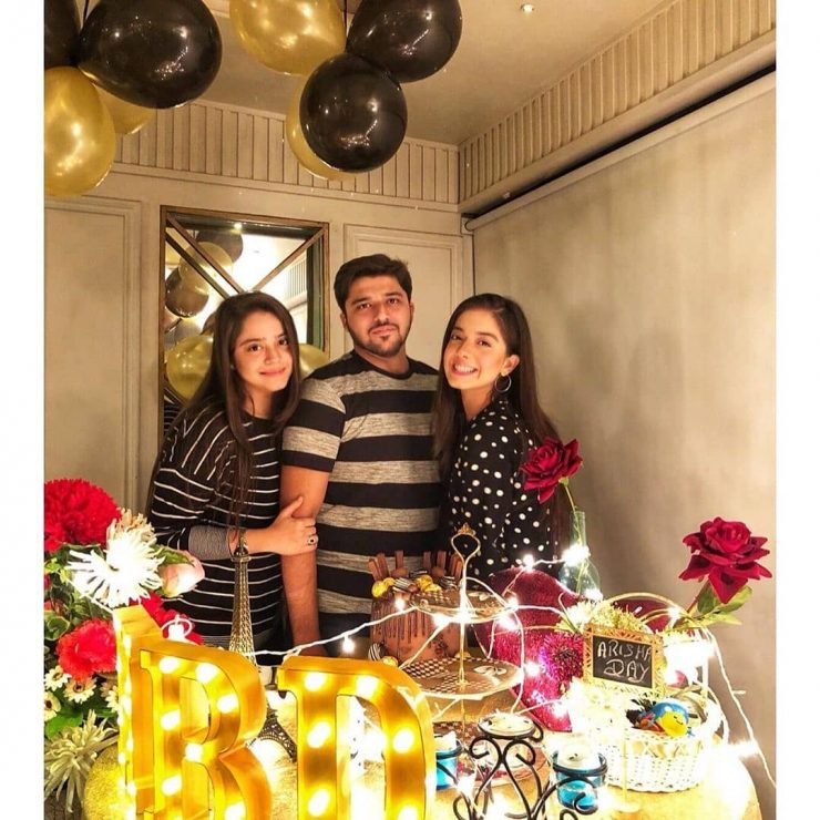 Sarah Razi with her Baby Girl - Adorable Pictures | Reviewit.pk