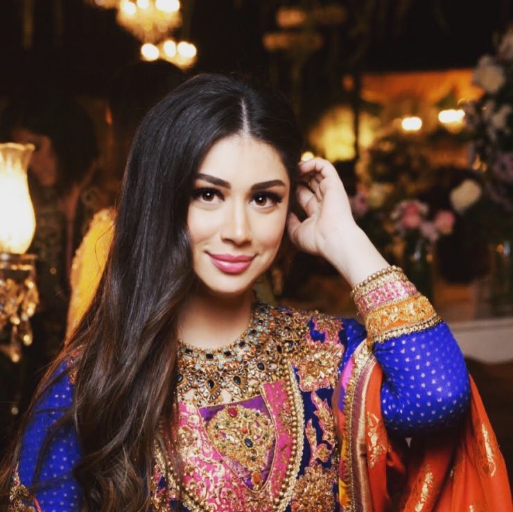 Sidra Batool Beautiful Bridal Shoot | Reviewit.pk