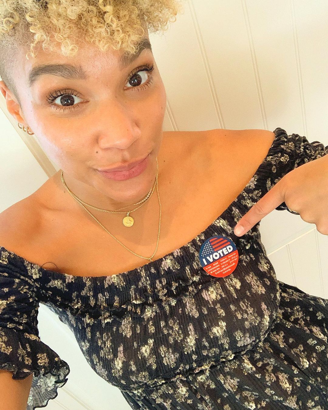 The Umbrella Academy Cast In Real Life 2020 | Reviewit.pk