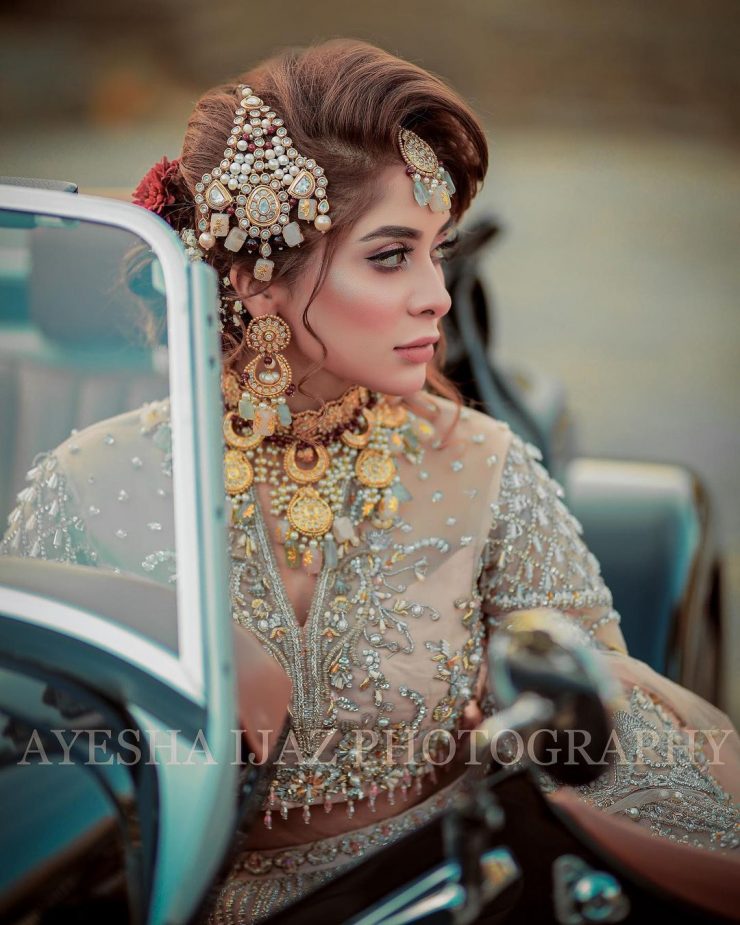 Latest Bridal Shoot Featuring Azekah Daniel | Reviewit.pk