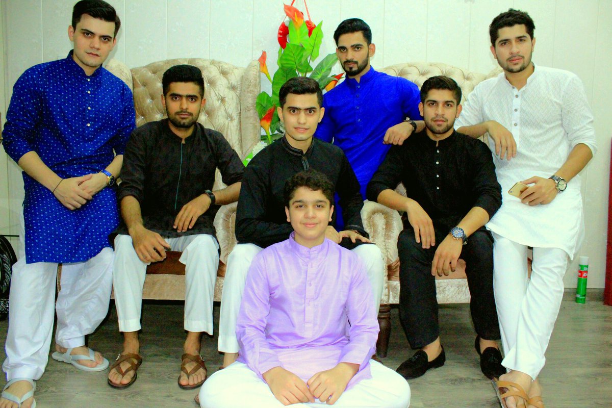 Beautiful Clicks Of Babar Azam With His Family | Reviewit.pk