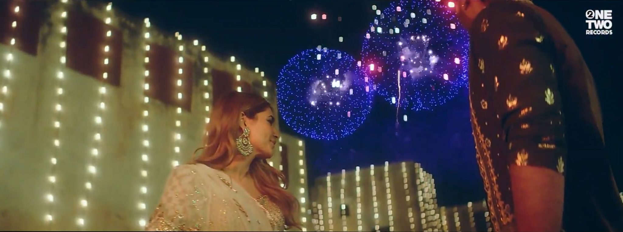 Baari 2 Ft. Momina Mustehsan And Bilal Saeed | Reviewit.pk