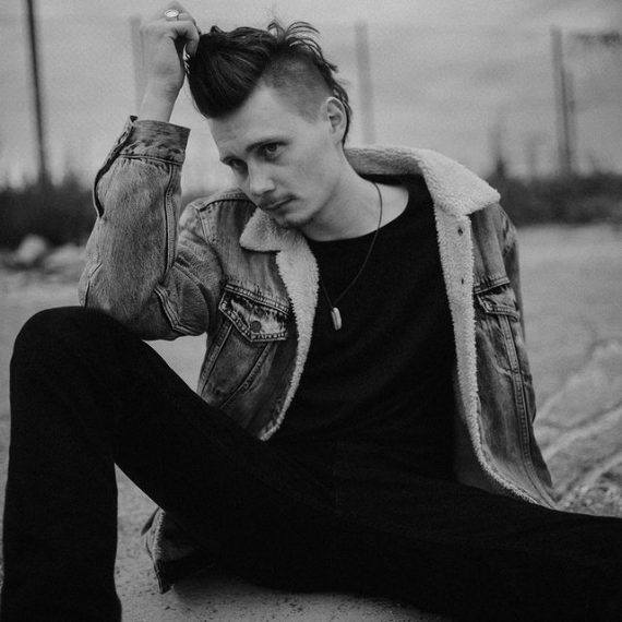 Dark Cast In Real Life 2020 | Reviewit.pk